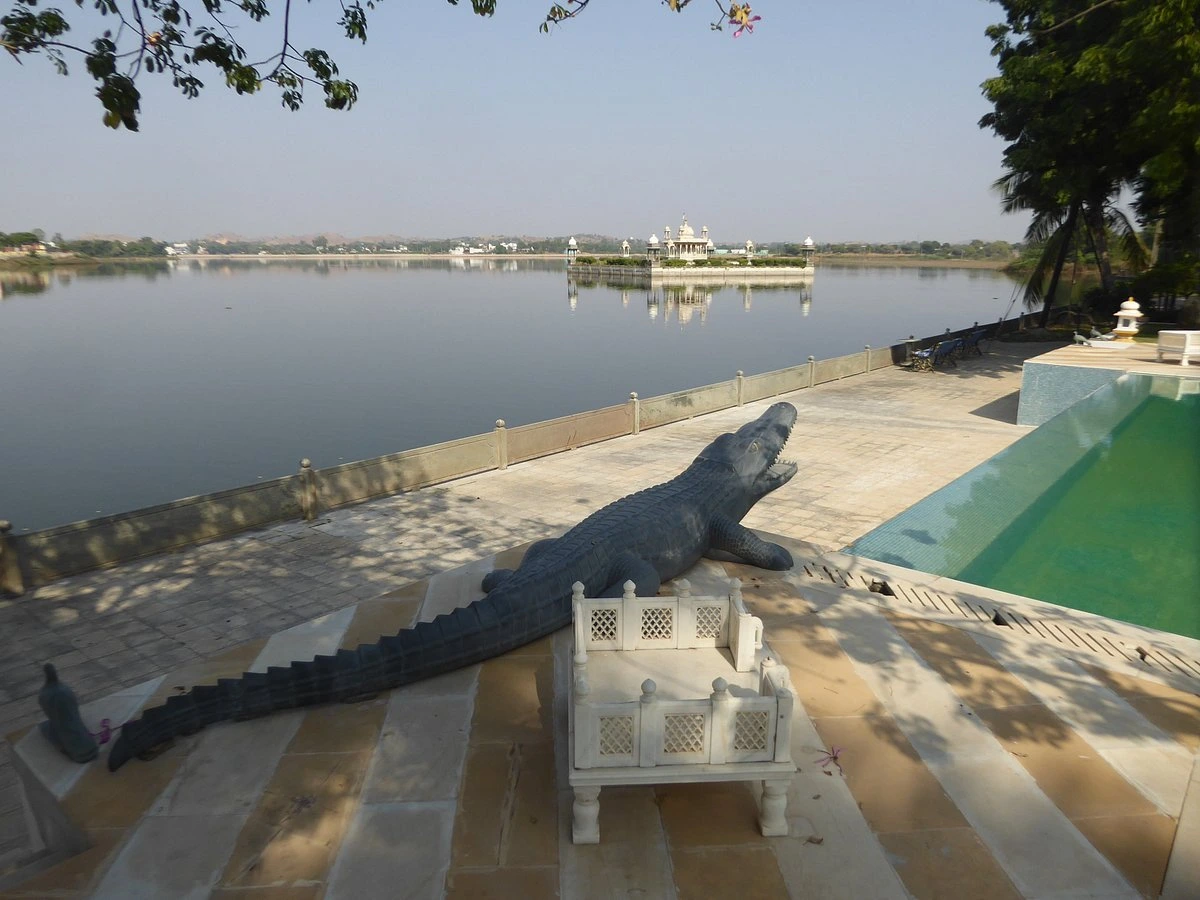 Vijay Raj Rajeshwar Temple